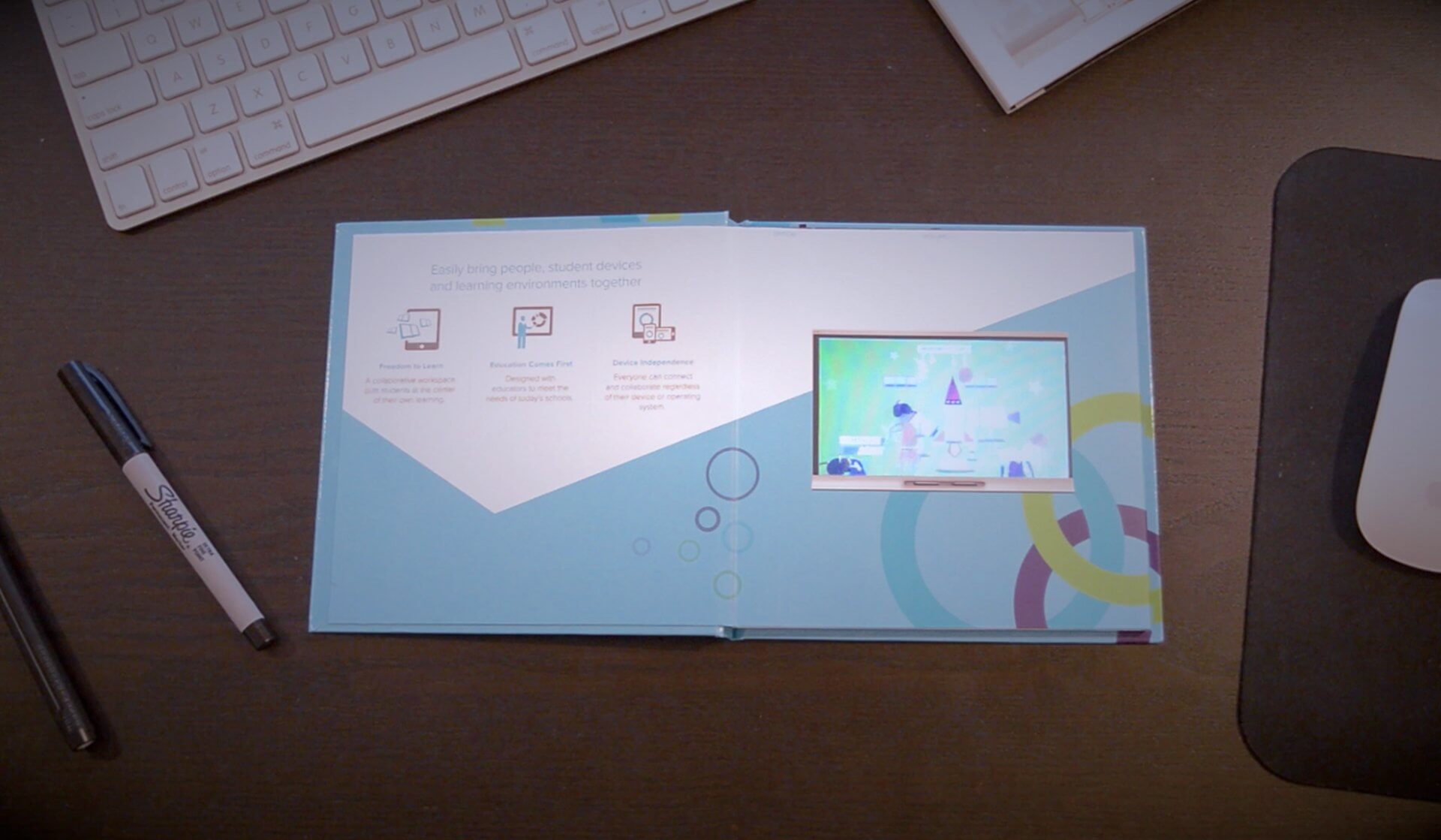 Leading Page - videoBOOK - pixelfour creative